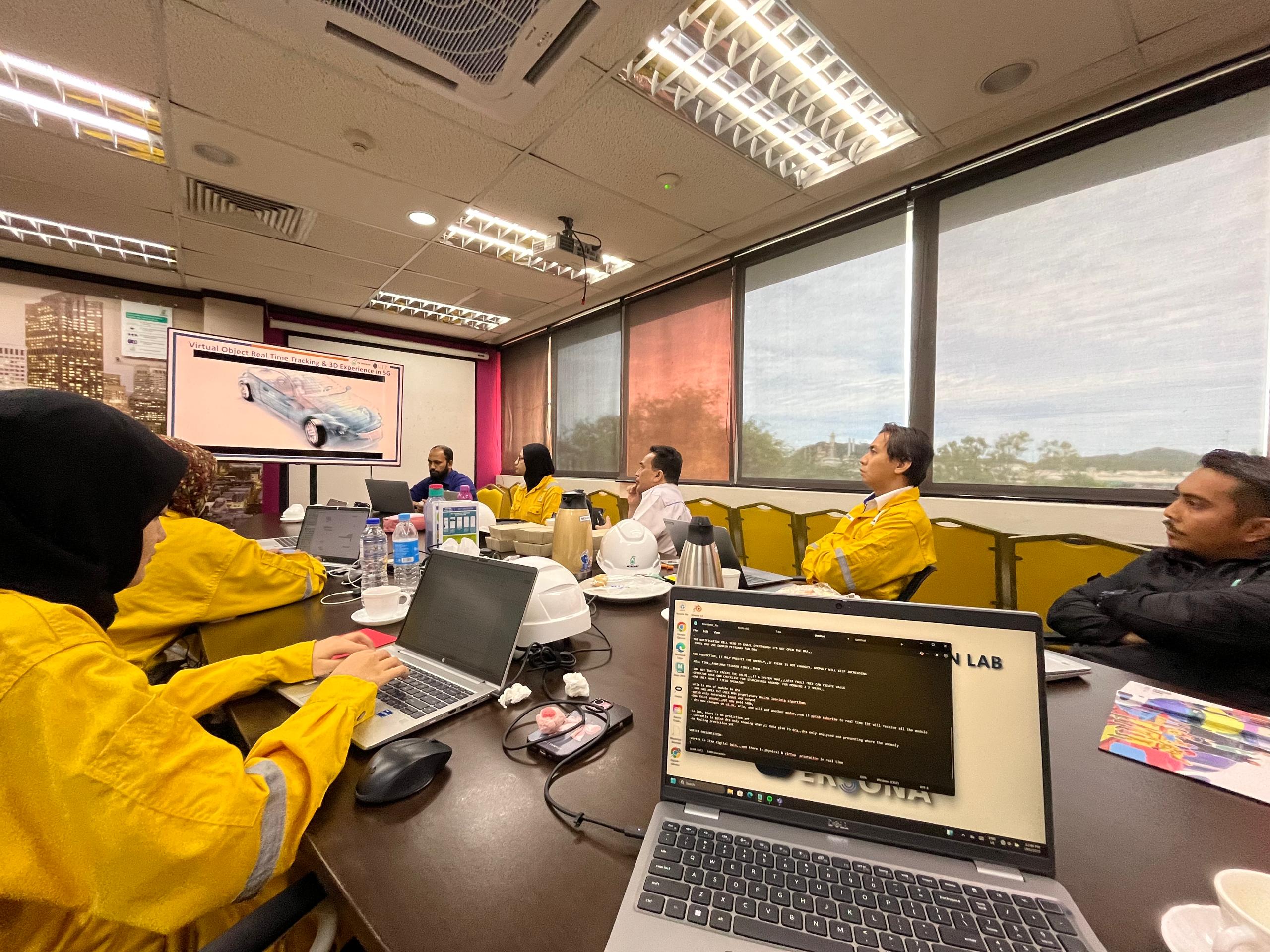 PETRONAS-UTP 5G INNOVATION LAB